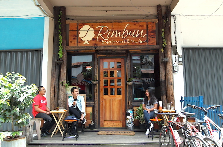 RIMBUN ESPRESSO & BREW BAR: RUMAH SEDUH NAN TEDUH - Majalah Otten Coffee